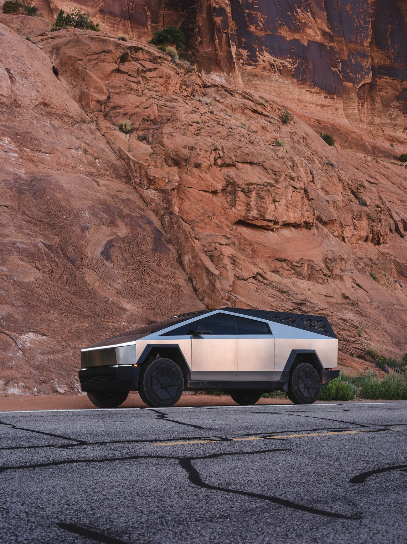 Cybertruck Bed Rack Kit | Urander